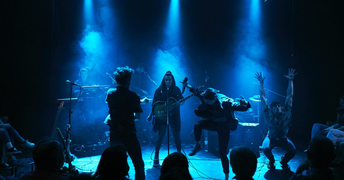 Megan Ashley, Chris Georgiou, James Meteyard, Ben Simon, Robyn Sinclair ...